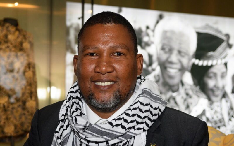 Mandela: A Legacy Beyond Life - Nice & Well